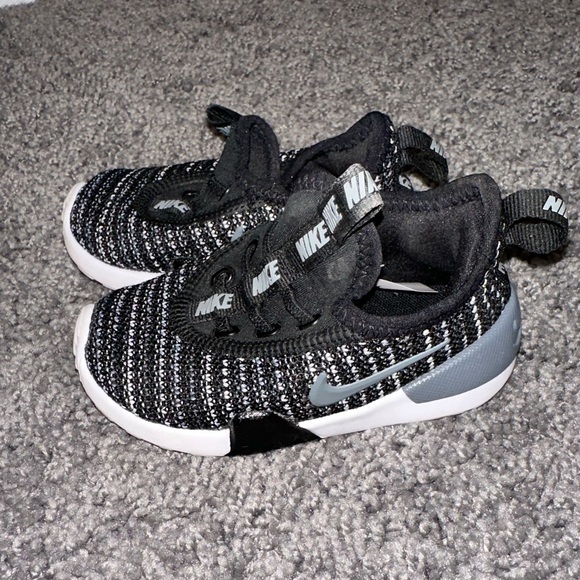 Shoes | Nike Baby Ashin Modern Running Sneakers Baby Toddler 6c Black ...